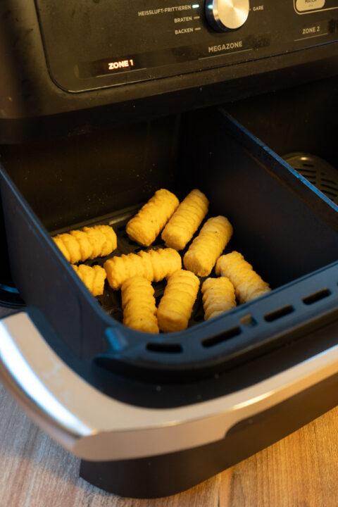 Tiefgefrorene Kroketten In Der Heissluftfritteuse